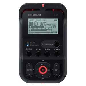 roland r-07 high-resolution handheld audio recorder, black