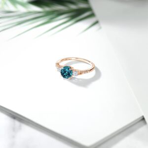 Gem Stone King 10K Rose Gold 6MM Round Gemstone Birthstone White Created Sapphire and White Diamond Accent 3-Stone Engagement Ring | Three-Stone Wedding Anniversary Promise Ring For Women