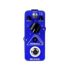 mooer triangolo guitar micro tremolo pedal with 3 selectable wave forms, 5 different sub division values, guitar gigging effects pedal