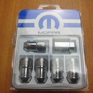 Jeep Wrangler JL Wheel Lock Locking Lug Nut Kit Mopar OEM