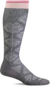 sockwell women's full floral moderate graduated compression sock, charcoal - m/l