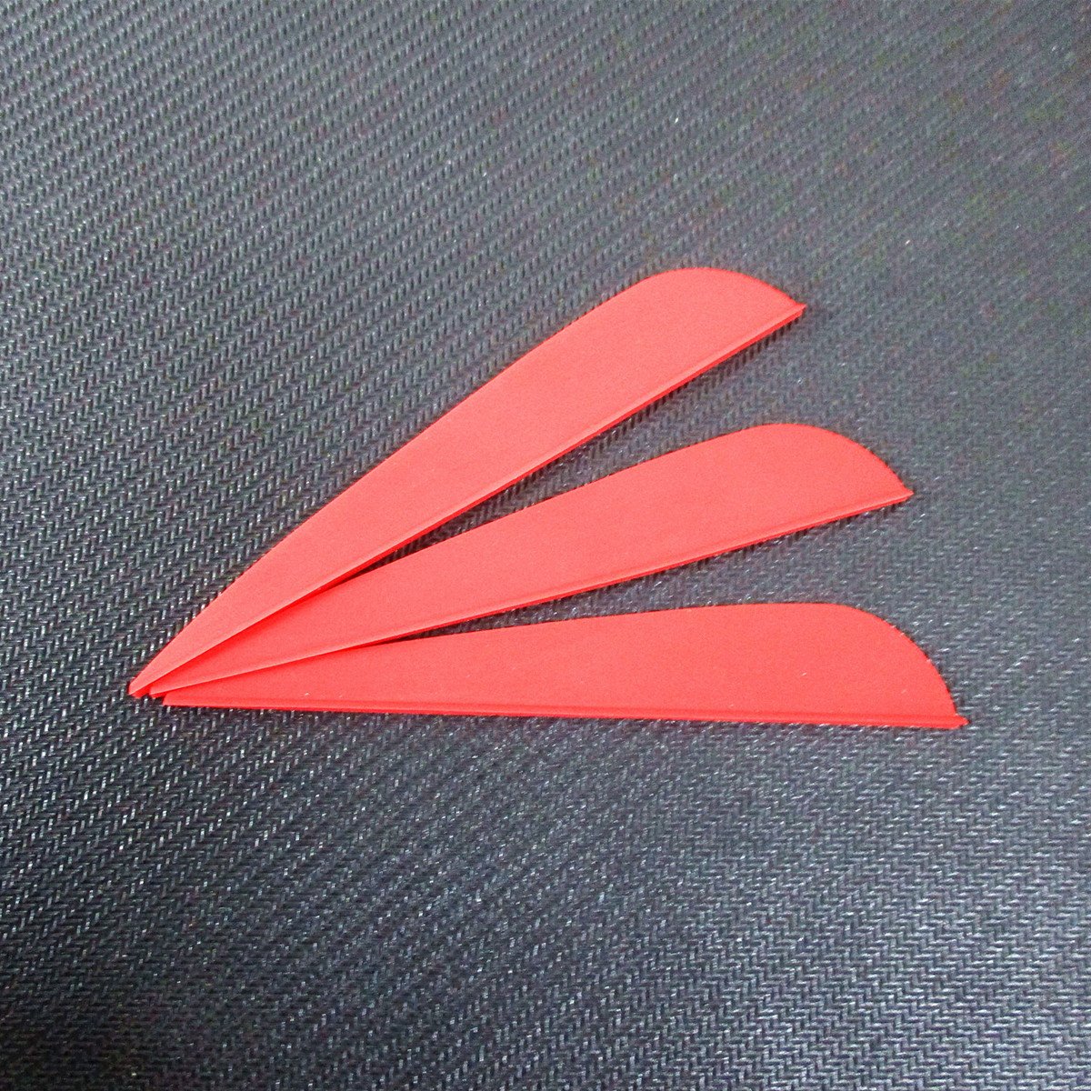 Letszhu Arrows Vanes 4 Inch Plastic Feather Fletching for DIY Archery Arrows 50 Pack (Red)