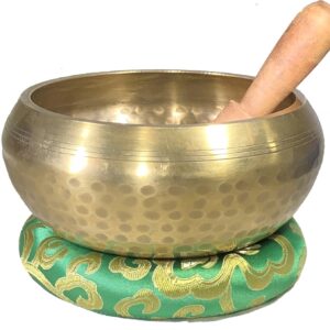 5 Gold Tibetan Meditation Yoga Singing Bowl Set (Large) ~Live Fully Now ~ Tuned to B ~ Hand Hammered Antique healing bowl design ~Wood Striker ~ Himalayan bowl for Meditation, hand yoga, and Chakra