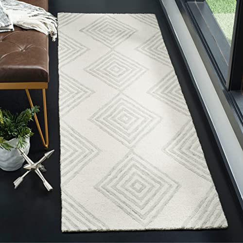 SAFAVIEH Blossom Collection 8' x 10' Beige/Ivory BLM111B Handmade Premium Wool Area Rug