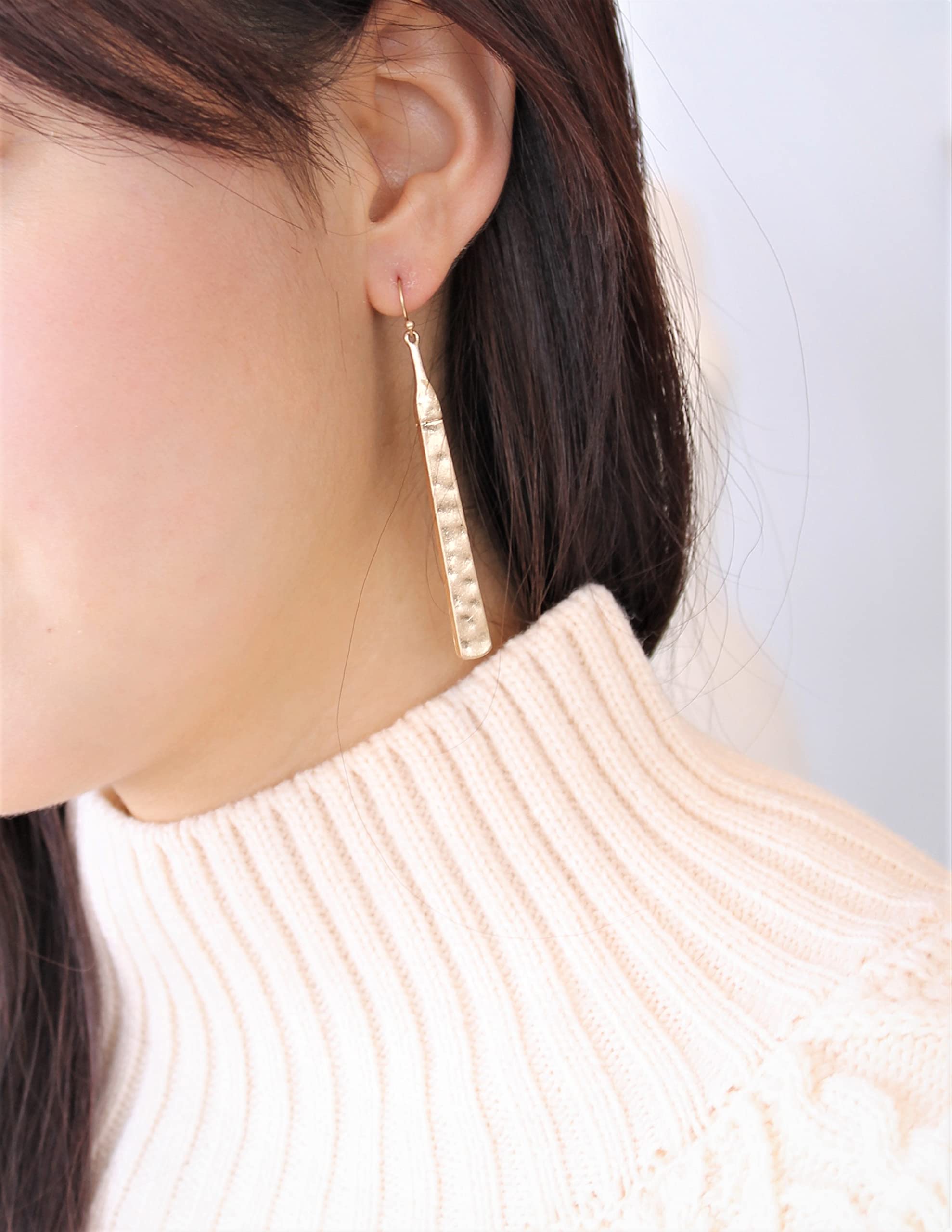 POMINA Gold Long Vertical Linear Bar Dangle Drop Earrings Hammered Gold Geometric Link Dangling Fashion Earrings for Women