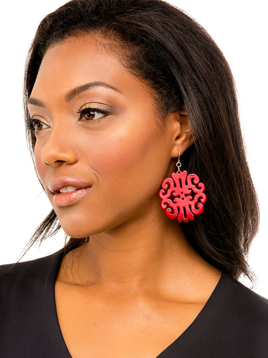 ZENZII Uptown Swirl Earring (White)