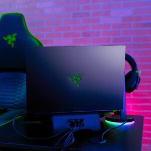 Razer Laptop Stand Chroma: 3-Port USB 3.0 Hub - Ergonomic Design - Anodized Aluminum Construction - Customizable Chroma RGB Lighting - Matte Black