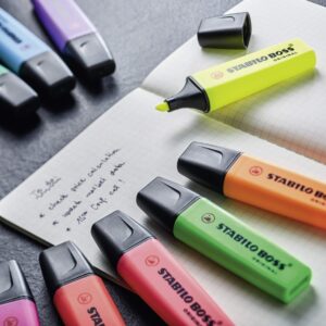 STABILO BOSS Original Fluorescent and Pastel Highlighters – Deskset of 15 Assorted Colours