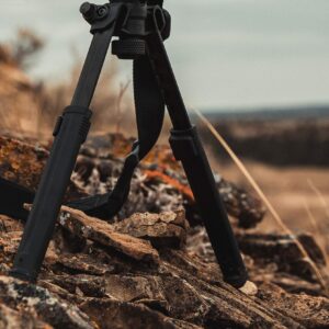 Magpul Rifle Bipod Gun Rest for Hunting and Shooting, M-LOK, Flat Dark Earth