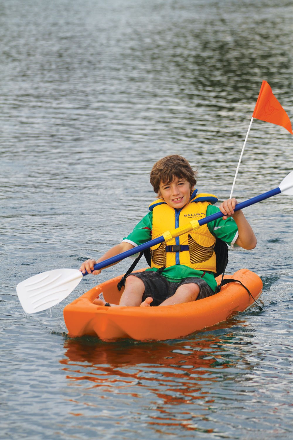 Pelican - Kayak Paddle for Kids - Blue & White - Perfect for The Small or First-Time Paddlers - Easy to Use - 152 cm (60 in.)