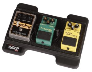 gator g-mini-bone - 3-pedal molded pedalboard w/carry bag