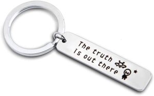 pliti the truth is out there keychain ufo alien lover inspirational jewelry gift (the truth is out there key)