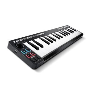 m-audio keystation mini 32 mk3 - usb midi keyboard controller with 32 velocity sensitive mini keys and recording software included