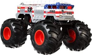 hot wheels monster trucks 1:24 scale vehicles, collectible die-cast metal toy trucks with giant wheels & stylized chassis, gift for kids ages 3 years old & up