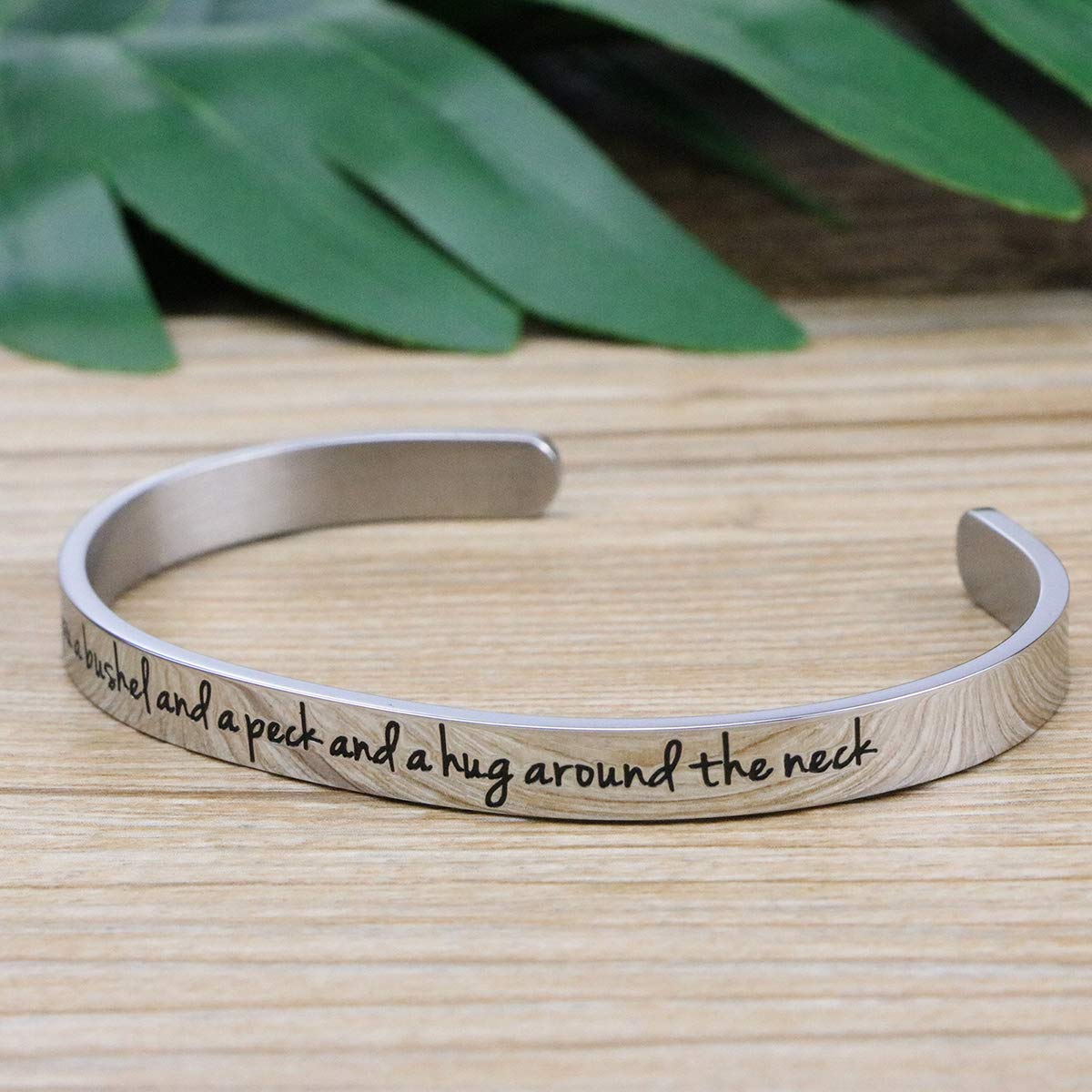 Awegift I Love You a Bushel and a Peck and a Hug Around the Neck Bracelet Gift Jewelry for Women Christmas Gifts for Mom Grandma