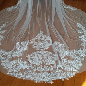 Wedding Capes Lace Bridal Veils Appliques Bridal Wraps Cathedral Length Wedding Cloak (4 meters, white)