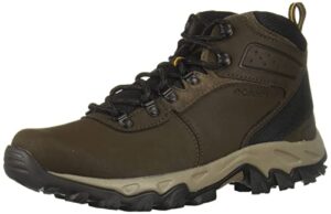 columbia mens hiking boots, cordovan, squash, 9 us