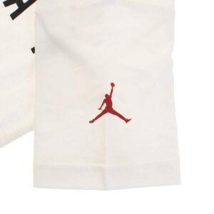 Jordan Boy's Logo T-Shirt (Big Kids) White MD (10-12 Big Kid)