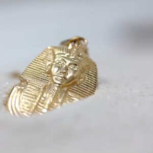 CaliRoseJewelry 10k Egyptian Pharaoh King TUT Pendant in Yellow Gold, 16"