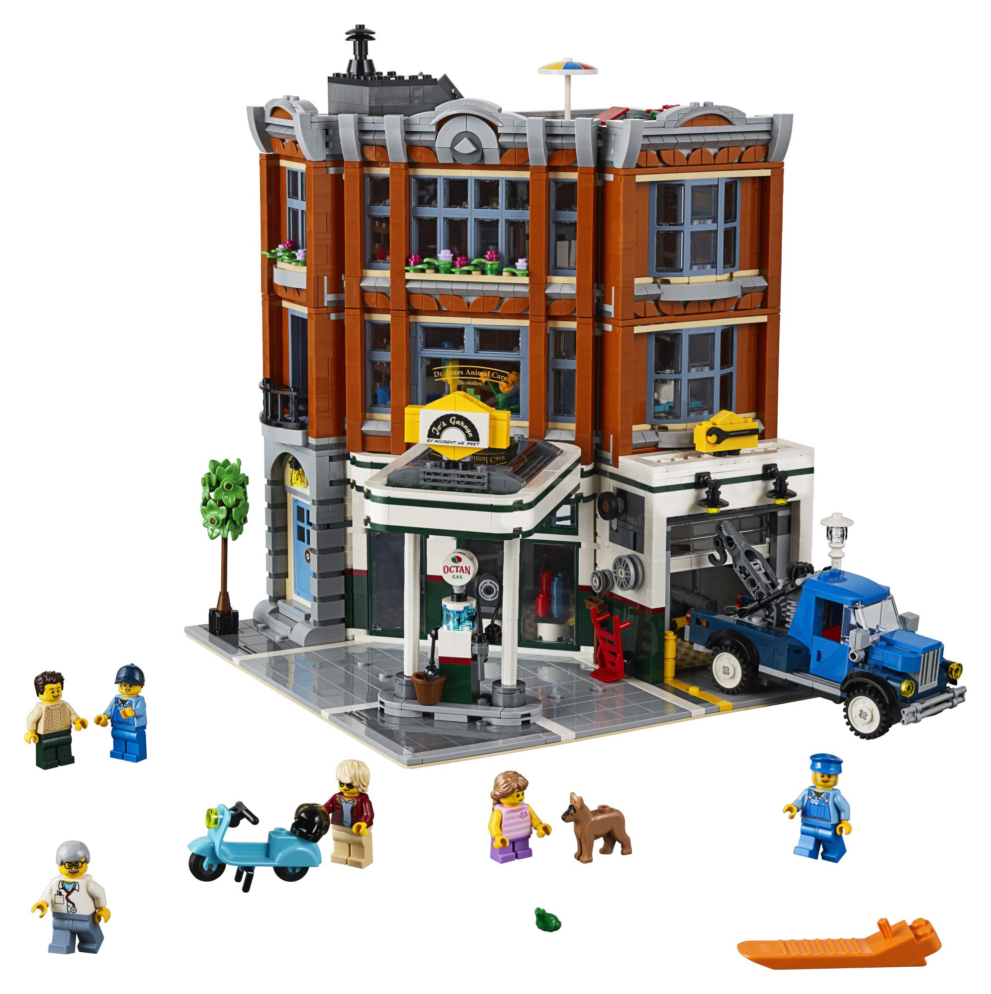 LEGO Creator Expert Corner Garage 10264 Building Kit (2569 Pieces)