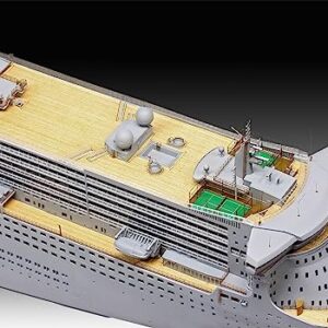 Revell RV05199 1:400-Queen Mary 2 Platinum Edition Plastic Model kit, Multicolour, 1/400