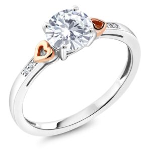 gem stone king 925 silver and 10k rose gold forever classic moissanite from charles & colvard and diamond solitaire engagement ring for women (1.03 ct, round 6.5mm, available in size 5-9)