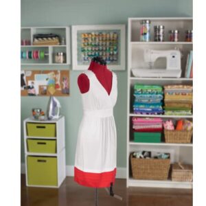 SINGER | Adjustable Red Dress Form, Fits Sizes 4-10, Foam Backing for Pinning, 360 Degree Hem Guide - Sewing Made Easy