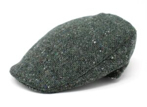 hanna hats traditional irish tweed wool donegal touring cap - dark green fleck salt & pepper. unisex flat style ivy hat. sewn down peak and taffeta lining. 100% made in ireland medium 58-59cm.