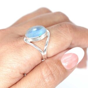 JEWELOPORIUM 925 Sterling Silver Ring for Women Size 8.5 White Natural Rainbow Moonstone Stone Solitaire Silver Ring Christmas - Gift Costume Jewelry