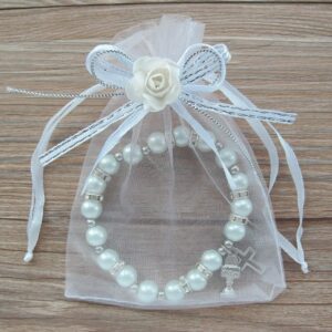 first holy communion favor (12 pcs) white pearl bracelet silver metal chalice cross charms in organza gift bags with flowers and ribbons/recuerdos para primera comunion niña niño