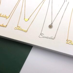 MeMoShe Layered Choker Name Necklace Personalized with Heart, Custom Nameplate Pendant 18K Gold Plated Christmas Gift