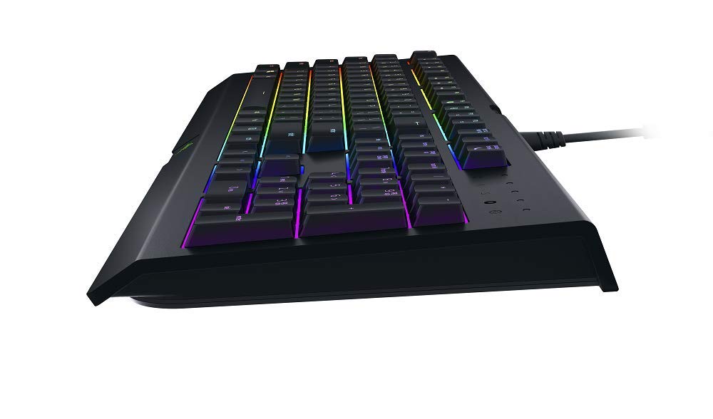 Razer Holiday Bundle 2018 Cynosa Chroma Gaming Keyboard, Abyssus Gaming Mouse, Goliathus Chroma Mousepad