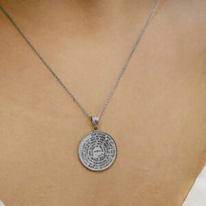 Religious Jewelry Fine 14k White Gold Lord's Prayer Transcription Medallion Necklace Size (S), 16"