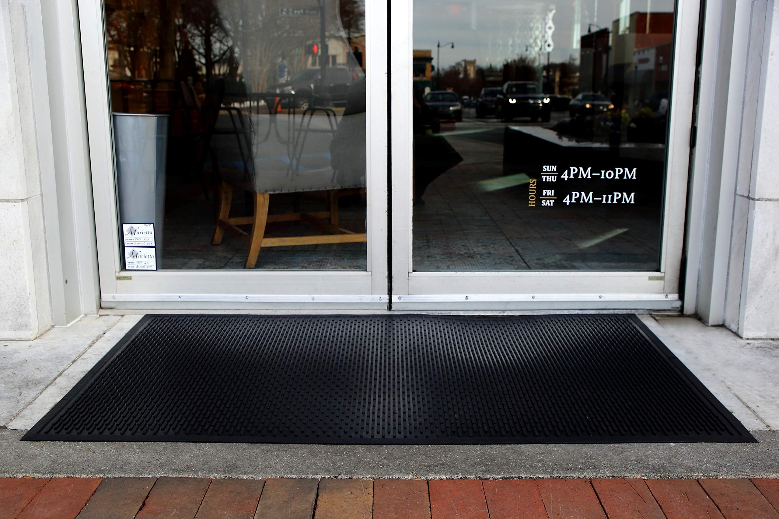 Portico Systems Safe Tread 3 x 5 Black Rubber Outdoor Scraper mat. Ideal for Any Heavily trafficked Entrance Way. Keep The Dirt and Debris Outside and Your interiors Clean.