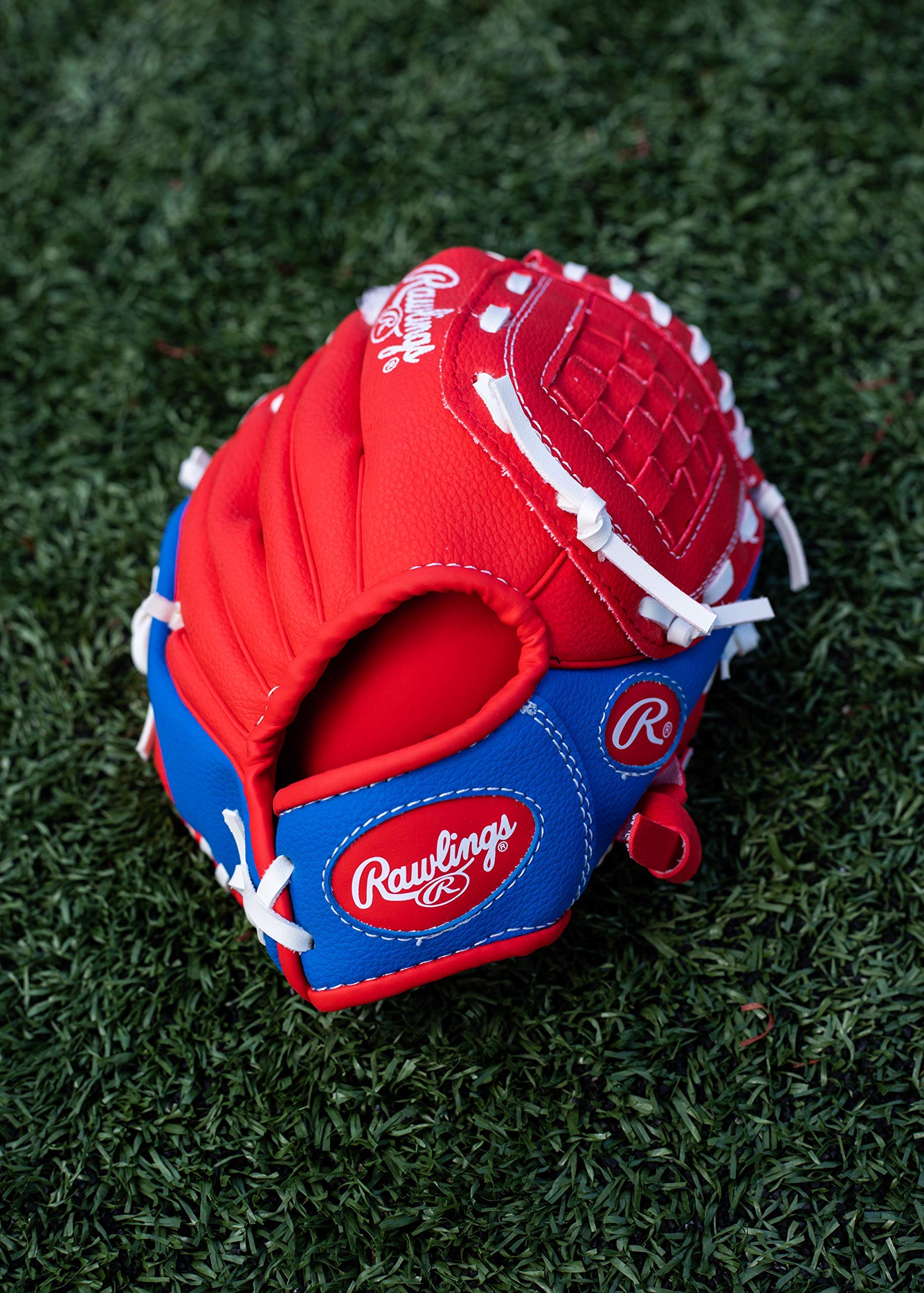 Rawlings | PLAYERS Series T-Ball & Youth Baseball Glove | Right Hand Throw | 9" | Red/Blue with Ball