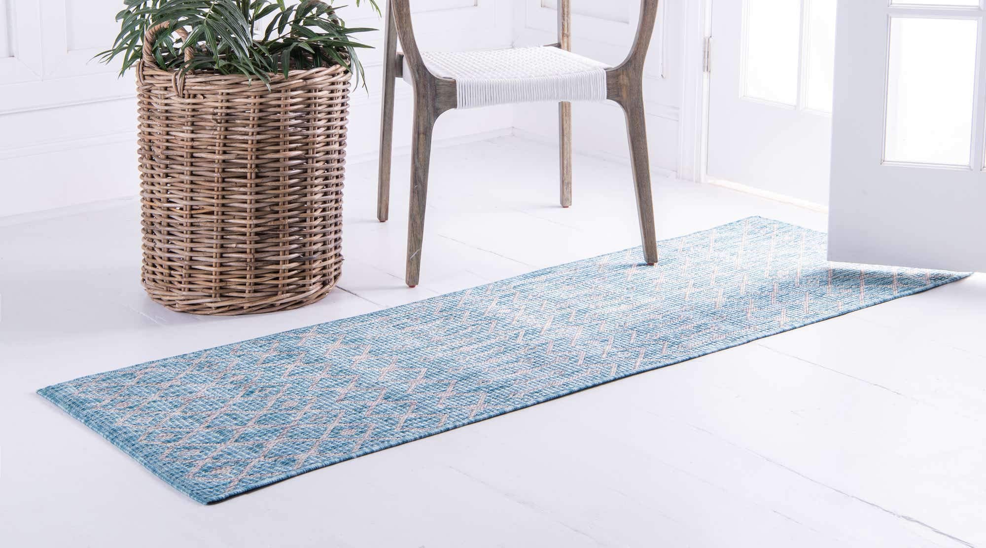 Unique Loom Outdoor Trellis Collection Area Rug - Tribal Trellis (2' x 6' 1" Runner, Aqua/ Ivory)