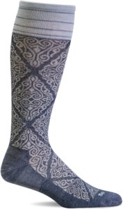 sockwell women's the raj firm graduated compression sock, denim - m/l