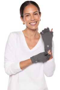 coolibar upf 50+ men's women's ouray uv fingerless sun gloves - sun protective (small- charcoal)