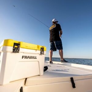 Frabill Magnum Bait Station 13 Quart Live Bait Well, White and Yellow