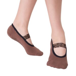 aprilaugust yoga socks with non slip grips & leopard strap, perfect for pilates, barre, ballet (brown leopard strap (1pair), medium)