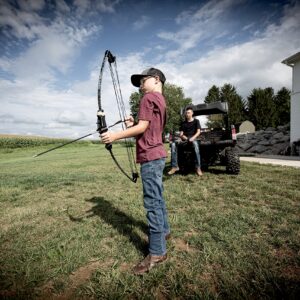 Barnett Vertigo Compound Bow, Youth Bow Ages 7-10, with 2 Junior Arrows, Arrow Rest, Mossy Oak Bottomland Camo