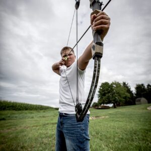 Barnett Vertigo Compound Bow, Youth Bow Ages 7-10, with 2 Junior Arrows, Arrow Rest, Mossy Oak Bottomland Camo