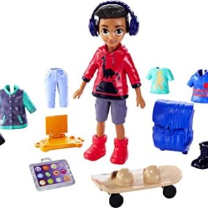 Polly Pocket Travel Toy Playset with Four (3-inch) Dolls and 40+ Fashion Accessories, Themed Characters Fashion Pack