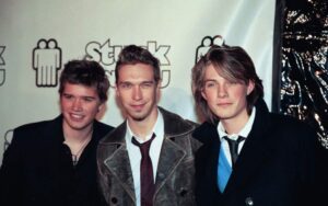 posterazzi poster print collection hanson brothers zac isaac and jordan at the premiere of stuck on you ny 12803 by janet mayer. celebrity (10 x 8)