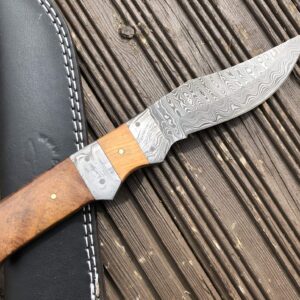 Perkin HK899 Damascus Steel Hunting Knife With Sheath