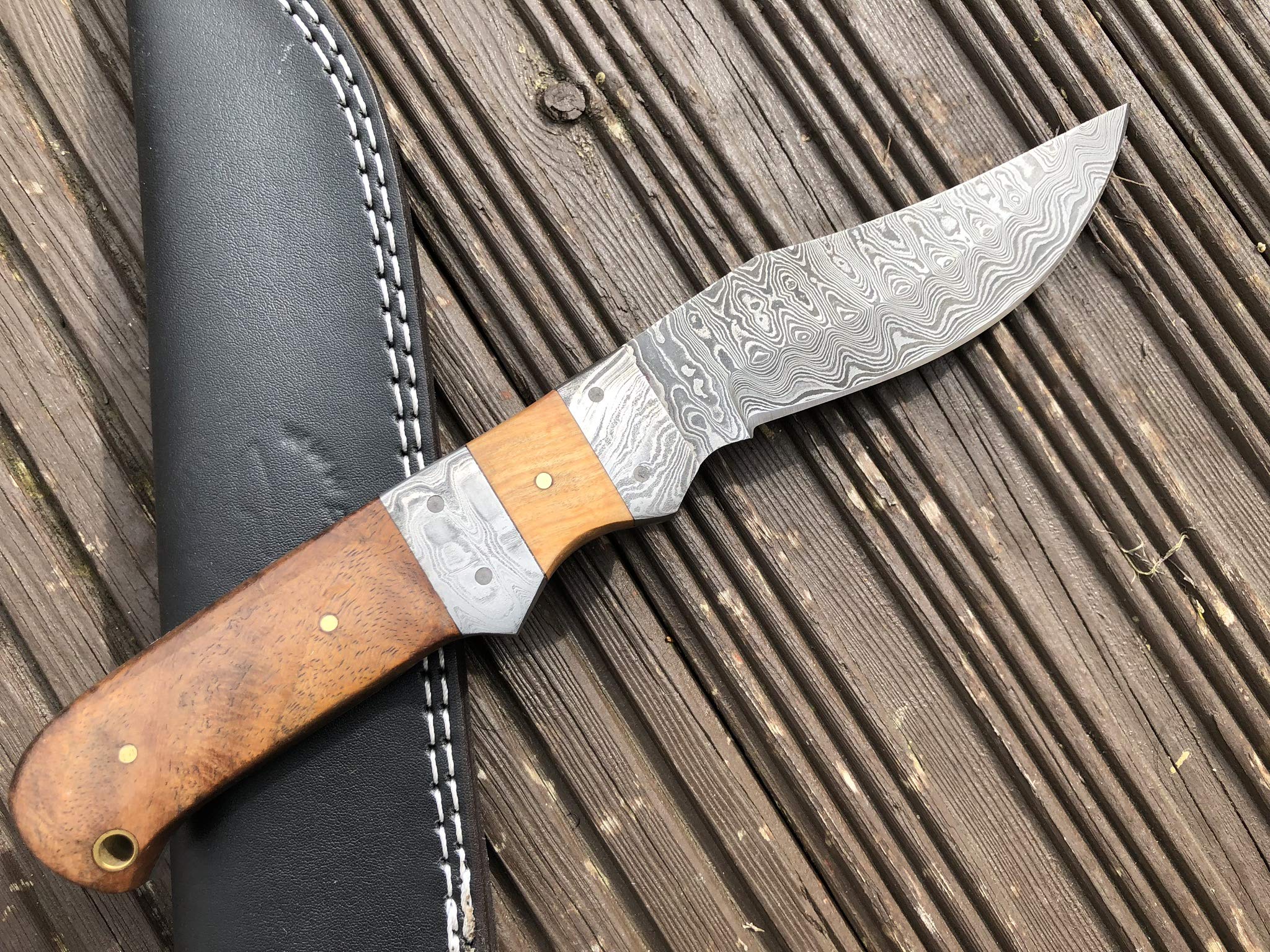 Perkin HK899 Damascus Steel Hunting Knife With Sheath