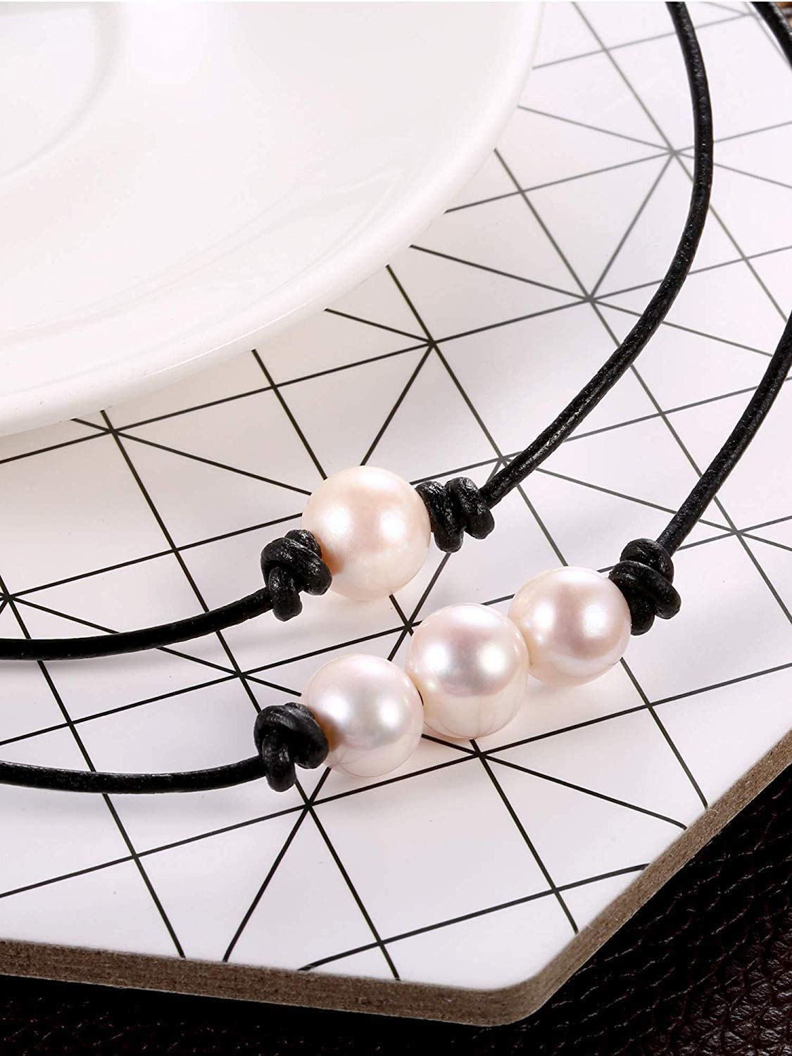 MauSong 2 Pieces Single Freshwater Pearl Necklace and 3 Freshwater Pearl Beads Choker on Black Leather Cord for Women