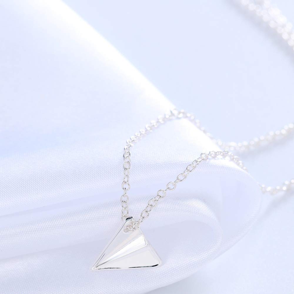 YOOE Triangle Origami Paper Airplane Necklace,Geometric Paper Plane Necklace Simple Triangle Paper Airplane Necklace for Women Couple (Silver)