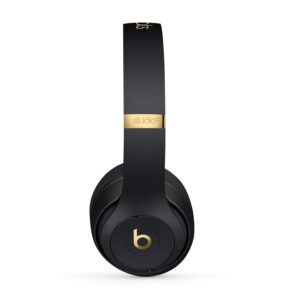 Beats Studio3 Wireless Over-Ear Headphones The beats Skyline Collection - Midnight Black (Renewed)