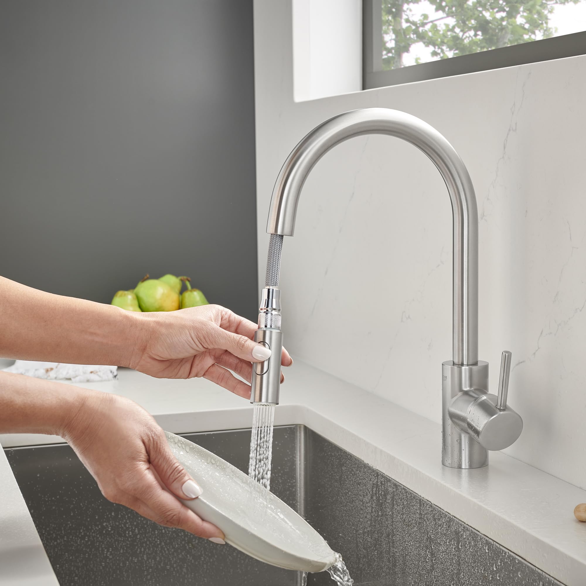 GROHE 32665DC3 Concetto Pull-Down Kitchen Faucet with sprayer Supersteel (Stainless Steel)